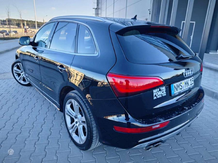 Black Audi SQ5 2013 in Vilnius, with an engine capacity of 2.97 L and mileage of 261 thousand km for 14500 €, photo 6 on AUTOMOTO.COM.LV
