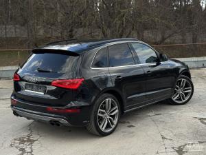 Melns Audi SQ5 2013 Viļņa, ar dzinēja tilpumu 3.00 L un nobraukumu 276 tūkst. km par 14500 €, foto 18 vietnē AUTOMOTO.COM.LV