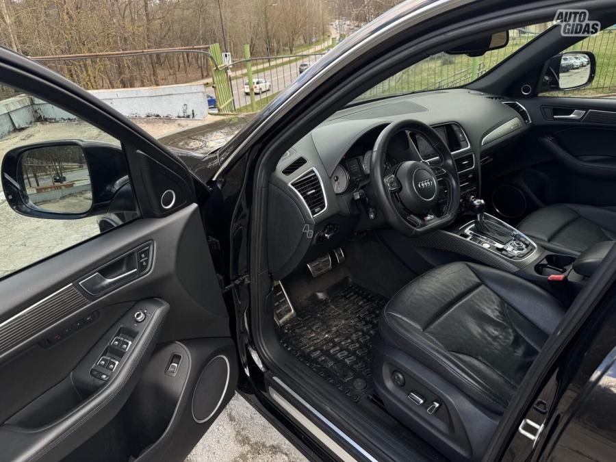 Melns Audi SQ5 2013 Viļņa, ar dzinēja tilpumu 3.00 L un nobraukumu 276 tūkst. km par 14500 €, foto 25 vietnē AUTOMOTO.COM.LV