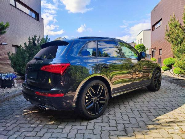 Melns Audi SQ5 2013 Kauņa, ar dzinēja tilpumu 2.97 L un nobraukumu 234 tūkst. km par 17999 €, foto 4 vietnē AUTOMOTO.COM.LV