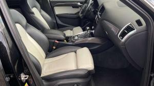 Black Audi SQ5 2013 in Marijampole, with an engine capacity of 2.97 L and mileage of 281 thousand km for 13990 €, photo 4 on AUTOMOTO.COM.LV