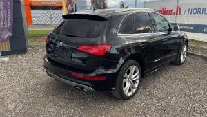 Black Audi SQ5 2013 in Marijampole, with an engine capacity of 2.97 L and mileage of 281 thousand km for 13990 €, photo 15 on AUTOMOTO.COM.LV