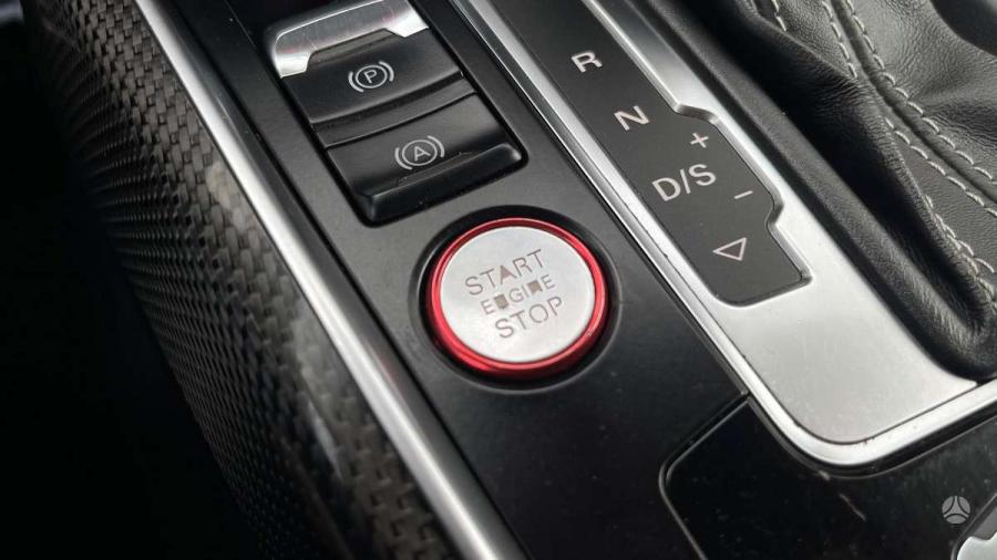 Black Audi SQ5 2013 in Marijampole, with an engine capacity of 2.97 L and mileage of 281 thousand km for 13990 €, photo 26 on AUTOMOTO.COM.LV