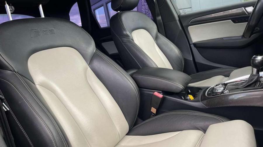 Black Audi SQ5 2013 in Marijampole, with an engine capacity of 2.97 L and mileage of 281 thousand km for 13990 €, photo 31 on AUTOMOTO.COM.LV
