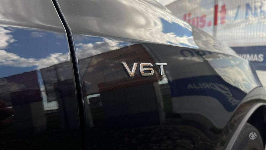 Black Audi SQ5 2013 in Marijampole, with an engine capacity of 2.97 L and mileage of 281 thousand km for 13990 €, photo 32 on AUTOMOTO.COM.LV
