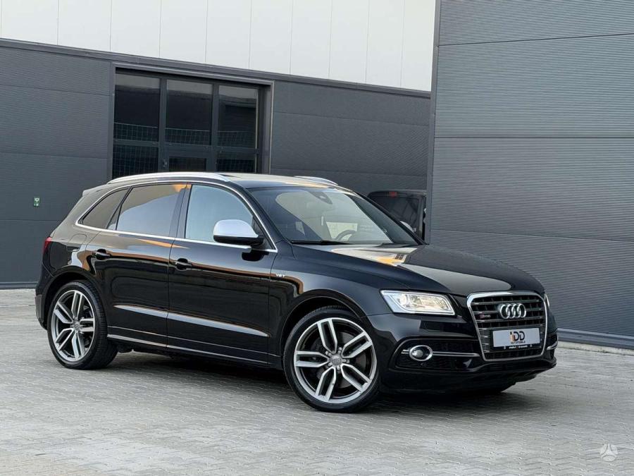 Black Audi SQ5 2013 in Kaunas, with an engine capacity of 2.97 L and mileage of 294 thousand km for 13690 €, photo 1 on AUTOMOTO.COM.LV