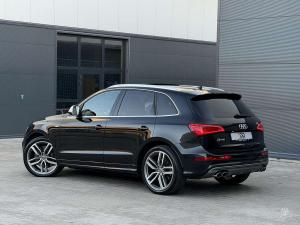 Black Audi SQ5 2013 in Kaunas, with an engine capacity of 2.97 L and mileage of 294 thousand km for 13690 €, photo 4 on AUTOMOTO.COM.LV