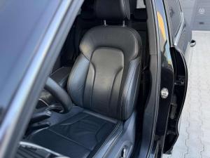 Black Audi SQ5 2013 in Kaunas, with an engine capacity of 2.97 L and mileage of 294 thousand km for 13690 €, photo 12 on AUTOMOTO.COM.LV