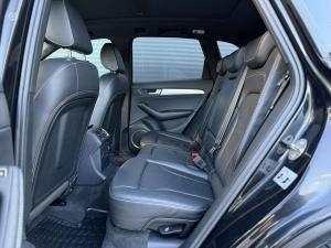 Black Audi SQ5 2013 in Kaunas, with an engine capacity of 2.97 L and mileage of 294 thousand km for 13690 €, photo 13 on AUTOMOTO.COM.LV