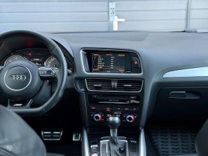 Black Audi SQ5 2013 in Kaunas, with an engine capacity of 2.97 L and mileage of 294 thousand km for 13690 €, photo 21 on AUTOMOTO.COM.LV