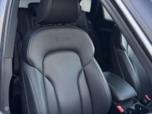 Black Audi SQ5 2013 in Kaunas, with an engine capacity of 2.97 L and mileage of 294 thousand km for 13690 €, photo 41 on AUTOMOTO.COM.LV