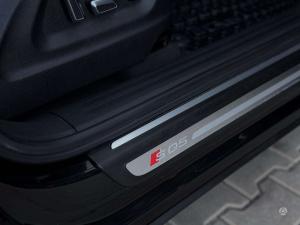 Black Audi SQ5 2013 in Kaunas, with an engine capacity of 2.97 L and mileage of 294 thousand km for 13690 €, photo 42 on AUTOMOTO.COM.LV