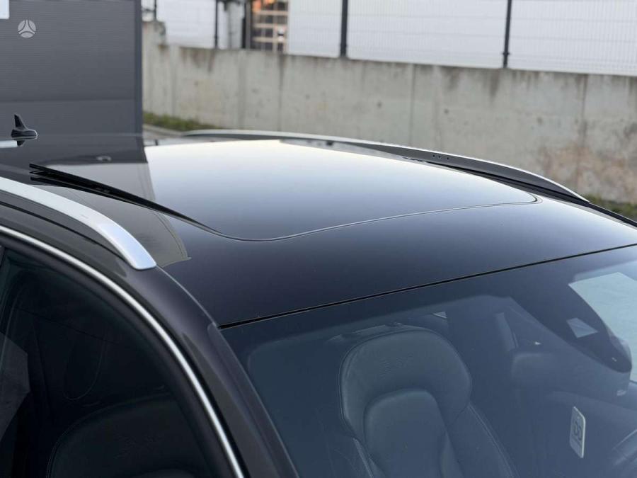 Black Audi SQ5 2013 in Kaunas, with an engine capacity of 2.97 L and mileage of 294 thousand km for 13690 €, photo 45 on AUTOMOTO.COM.LV