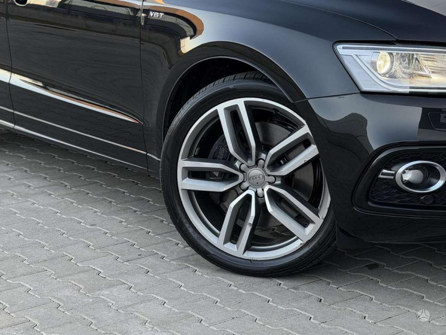 Black Audi SQ5 2013 in Kaunas, with an engine capacity of 2.97 L and mileage of 294 thousand km for 13690 €, photo 47 on AUTOMOTO.COM.LV