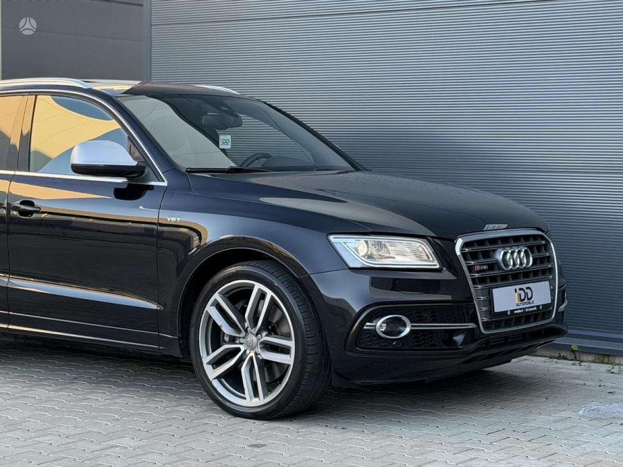 Black Audi SQ5 2013 in Kaunas, with an engine capacity of 2.97 L and mileage of 294 thousand km for 13690 €, photo 50 on AUTOMOTO.COM.LV