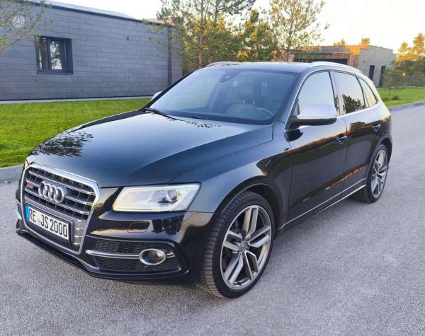 Black Audi SQ5 2013 in Panevezys, with an engine capacity of 2.97 L and mileage of 248 thousand km for 13400 €, photo 1 on AUTOMOTO.COM.LV