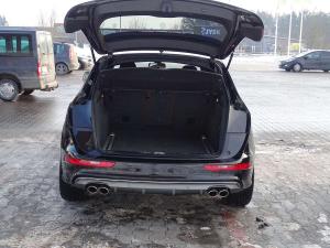 Black Audi SQ5 2014 in Utena, with an engine capacity of 3.00 L and mileage of 256 thousand km for 16750 €, photo 11 on AUTOMOTO.COM.LV