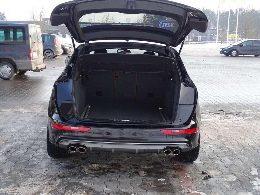 Black Audi SQ5 2014 in Utena, with an engine capacity of 3.00 L and mileage of 256 thousand km for 16750 €, photo 11 on AUTOMOTO.COM.LV