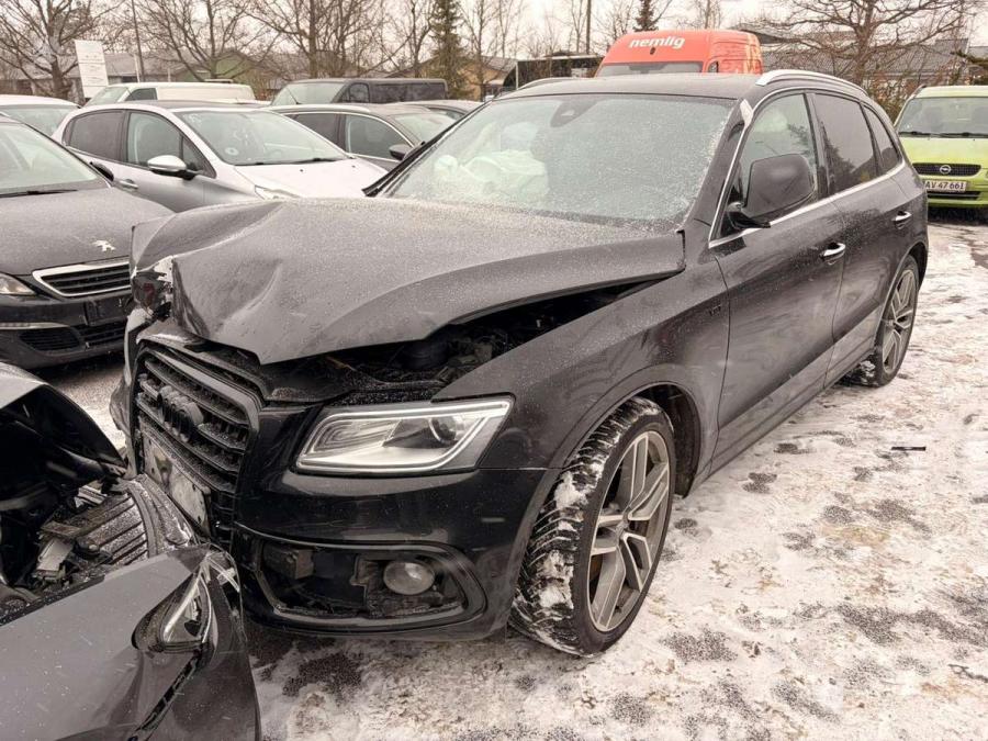 Melns Audi SQ5 2014 Kauņa, ar dzinēja tilpumu 2.97 L un nobraukumu 189 tūkst. km par 7400 €, foto 1 vietnē AUTOMOTO.COM.LV