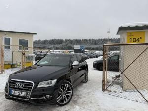 Black Audi SQ5 2014 in Vilnius, with an engine capacity of 3.00 L and mileage of 270 thousand km for 14300 €, photo 4 on AUTOMOTO.COM.LV