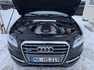Black Audi SQ5 2014 in Vilnius, with an engine capacity of 3.00 L and mileage of 270 thousand km for 14300 €, photo 12 on AUTOMOTO.COM.LV