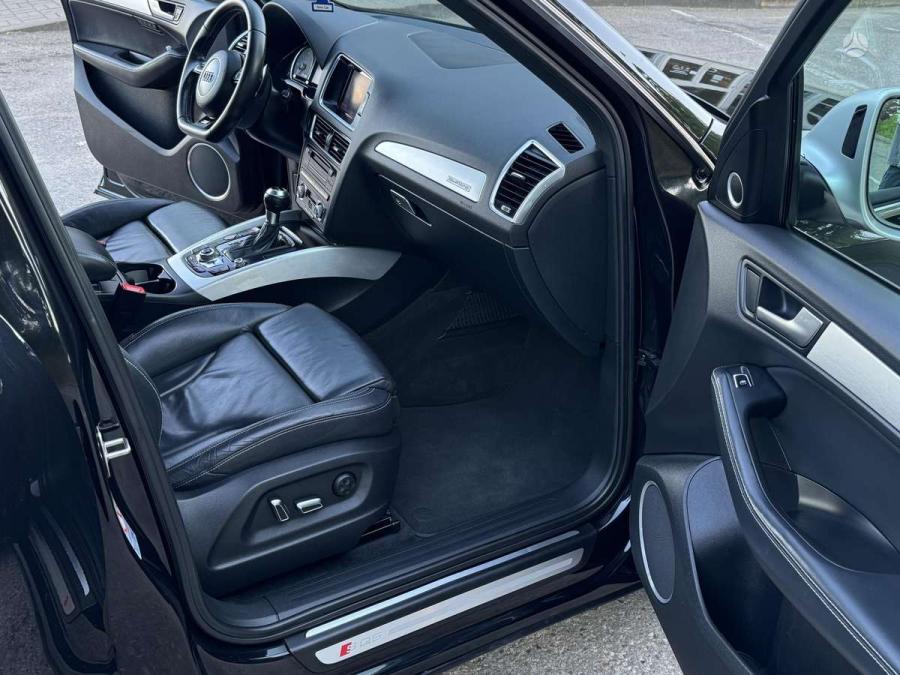Melns Audi SQ5 2014 Jonava, ar dzinēja tilpumu 2.97 L un nobraukumu 290 tūkst. km par 14499 €, foto 21 vietnē AUTOMOTO.COM.LV