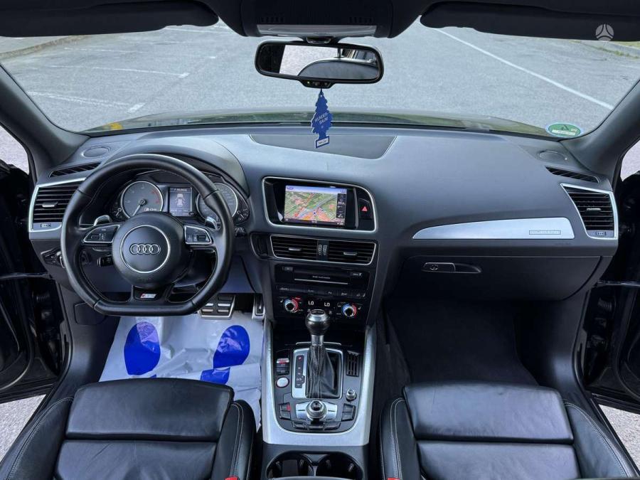 Melns Audi SQ5 2014 Jonava, ar dzinēja tilpumu 2.97 L un nobraukumu 290 tūkst. km par 14499 €, foto 24 vietnē AUTOMOTO.COM.LV