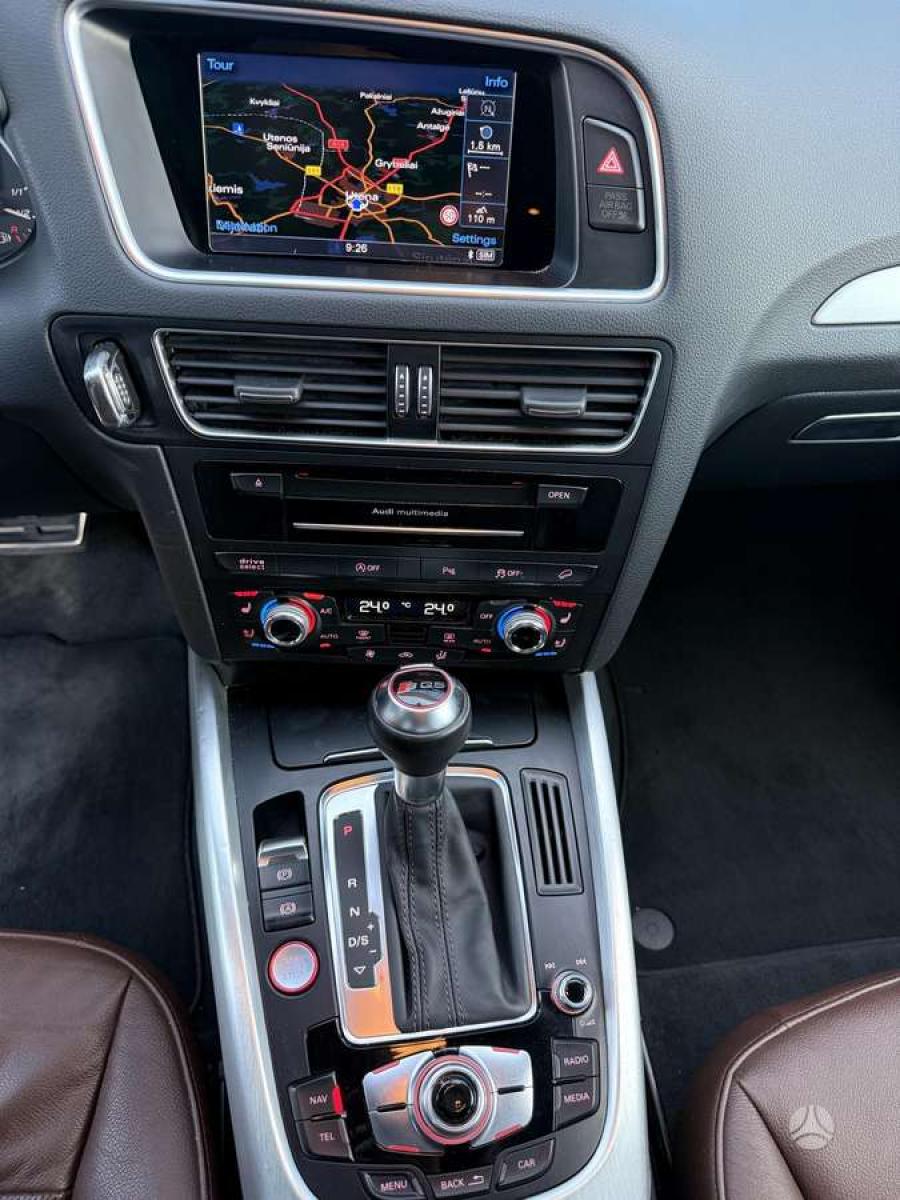 Melns Audi SQ5 2014 Utena, ar dzinēja tilpumu 2.97 L un nobraukumu 282 tūkst. km par 13300 €, foto 19 vietnē AUTOMOTO.COM.LV