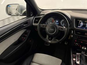 Black Audi SQ5 2014 in Marijampole, with an engine capacity of 2.97 L and mileage of 194 thousand km for 15450 €, photo 22 on AUTOMOTO.COM.LV