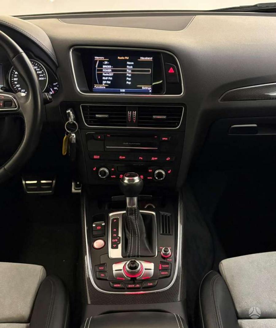 Black Audi SQ5 2014 in Marijampole, with an engine capacity of 2.97 L and mileage of 194 thousand km for 15450 €, photo 26 on AUTOMOTO.COM.LV