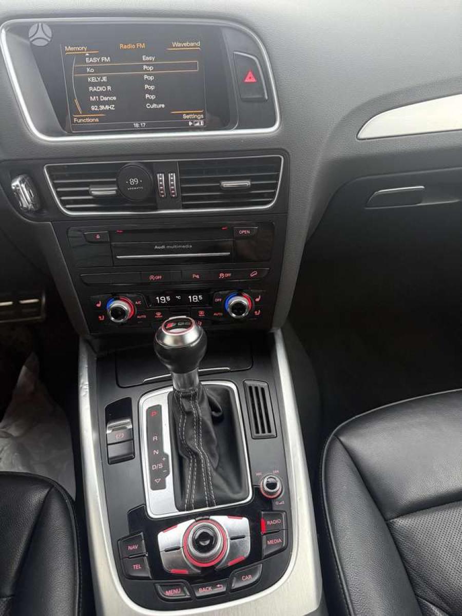 Black Audi SQ5 2014 in Klaipeda, with an engine capacity of 2.97 L and mileage of 174 thousand km for 14900 €, photo 15 on AUTOMOTO.COM.LV
