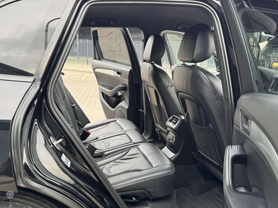 Melns Audi SQ5 2015 Jonava, ar dzinēja tilpumu 3.00 L un nobraukumu 298 tūkst. km par 14500 €, foto 20 vietnē AUTOMOTO.COM.LV