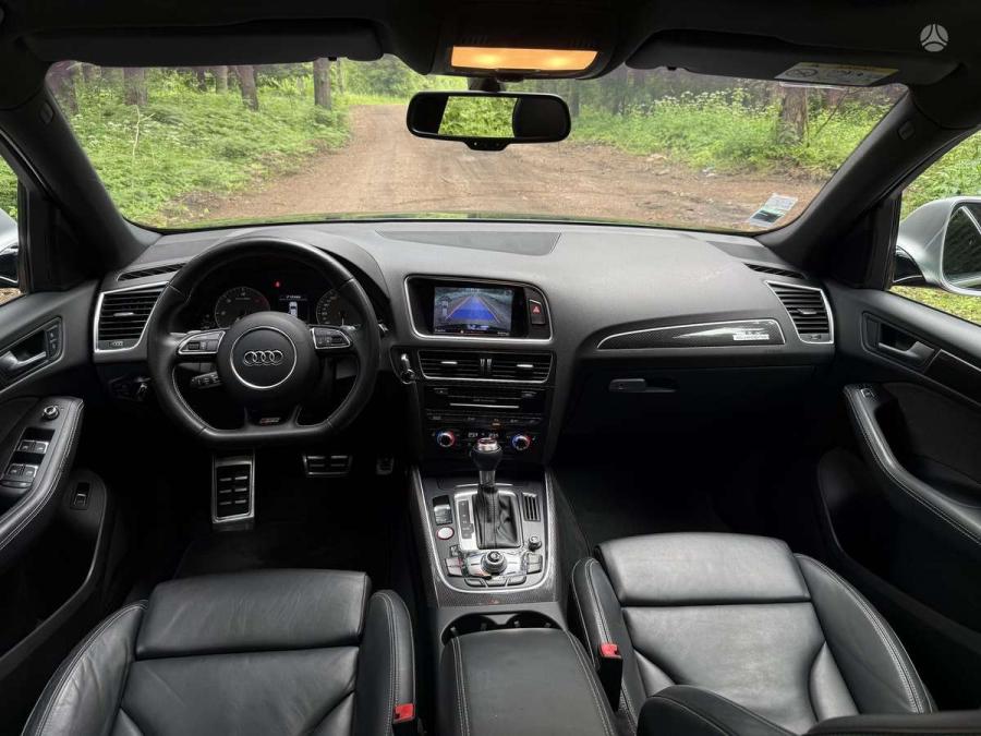 Melns Audi SQ5 2015 Tauragė, ar dzinēja tilpumu 2.97 L un nobraukumu 228 tūkst. km par 13900 €, foto 18 vietnē AUTOMOTO.COM.LV