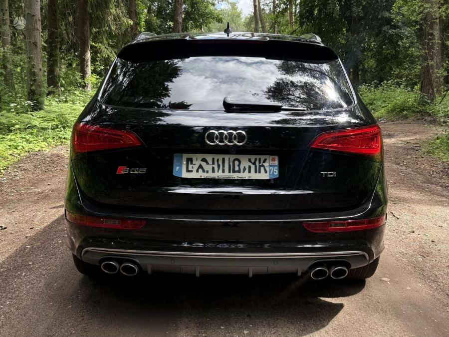Melns Audi SQ5 2015 Tauragė, ar dzinēja tilpumu 2.97 L un nobraukumu 228 tūkst. km par 13900 €, foto 9 vietnē AUTOMOTO.COM.LV