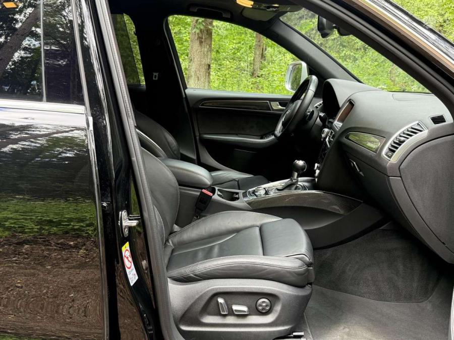 Melns Audi SQ5 2015 Tauragė, ar dzinēja tilpumu 2.97 L un nobraukumu 228 tūkst. km par 13900 €, foto 19 vietnē AUTOMOTO.COM.LV
