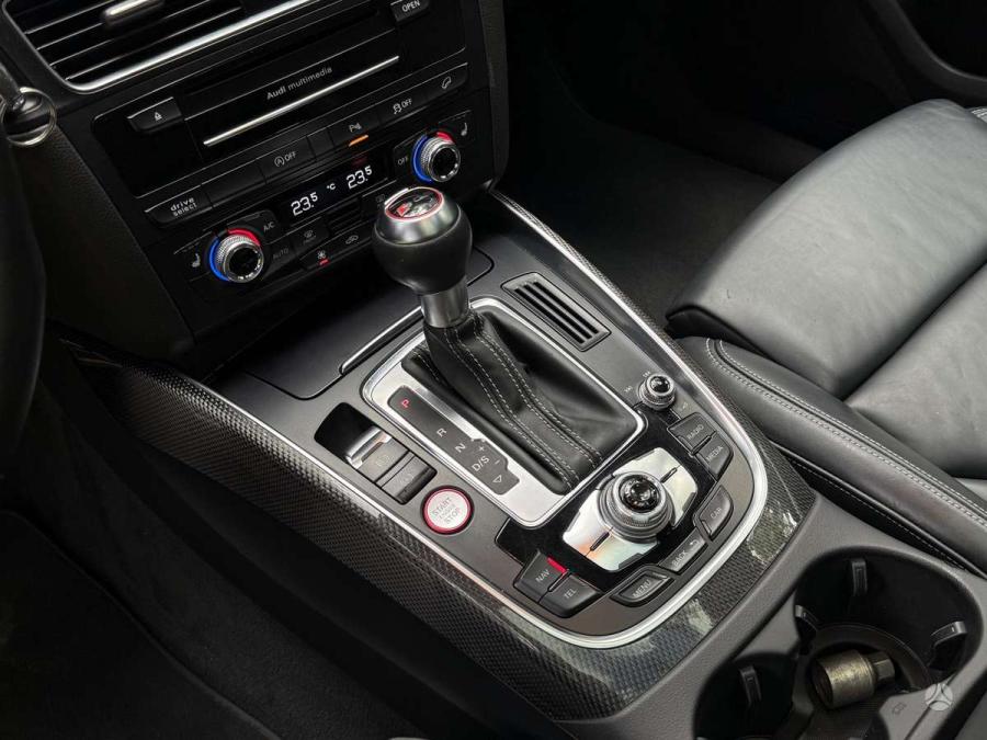 Melns Audi SQ5 2015 Tauragė, ar dzinēja tilpumu 2.97 L un nobraukumu 228 tūkst. km par 13900 €, foto 21 vietnē AUTOMOTO.COM.LV