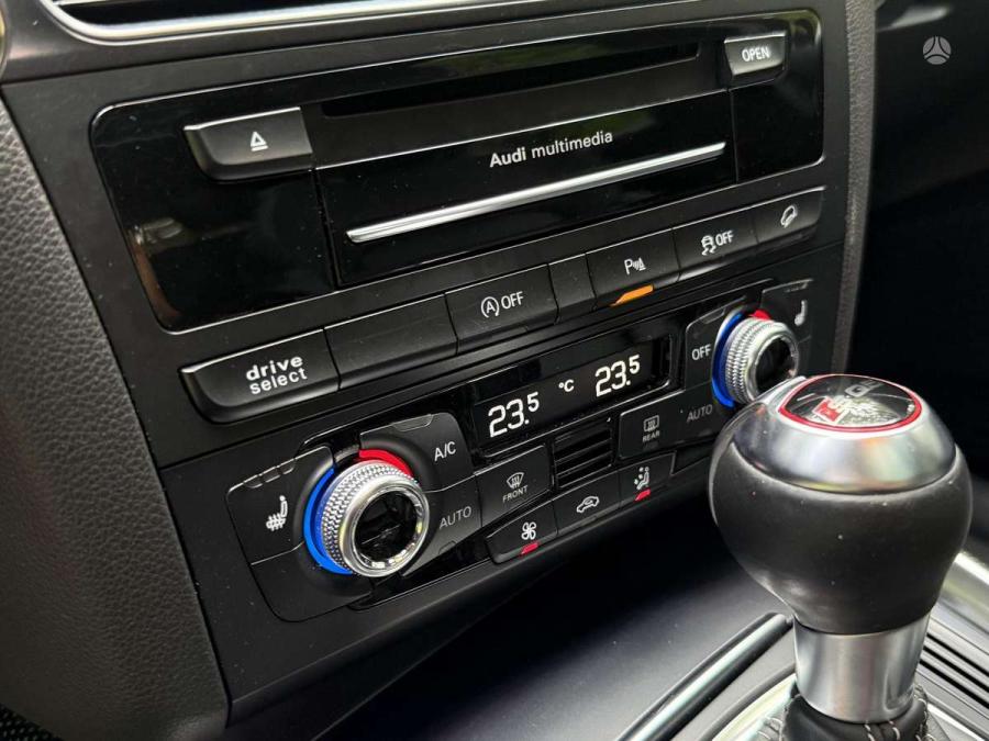 Melns Audi SQ5 2015 Tauragė, ar dzinēja tilpumu 2.97 L un nobraukumu 228 tūkst. km par 13900 €, foto 23 vietnē AUTOMOTO.COM.LV