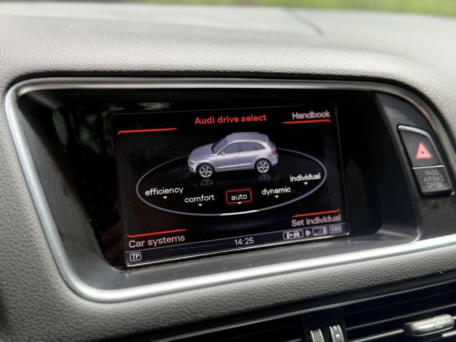 Melns Audi SQ5 2015 Tauragė, ar dzinēja tilpumu 2.97 L un nobraukumu 228 tūkst. km par 13900 €, foto 24 vietnē AUTOMOTO.COM.LV
