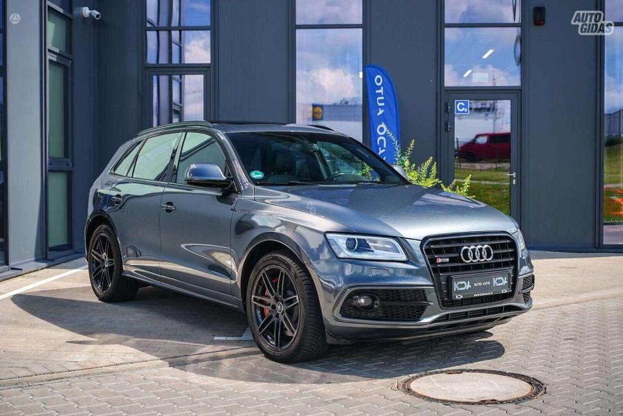 Black Audi SQ5 2015 in Kaunas, with an engine capacity of 3.00 L and mileage of 251 thousand km for 16450 €, photo 1 on AUTOMOTO.COM.LV