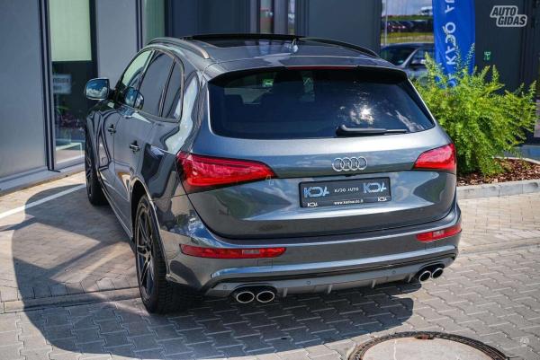 Black Audi SQ5 2015 in Kaunas, with an engine capacity of 3.00 L and mileage of 251 thousand km for 16450 €, photo 9 on AUTOMOTO.COM.LV