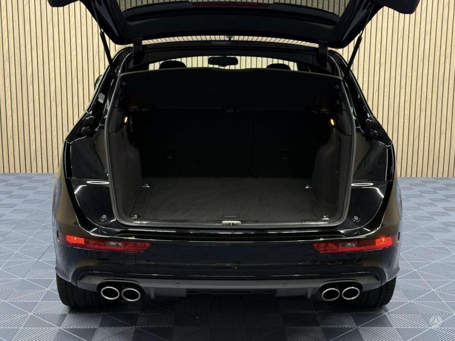 Melns Audi SQ5 2015 Marijampole, ar dzinēja tilpumu 2.97 L un nobraukumu 249 tūkst. km par 13500 €, foto 15 vietnē AUTOMOTO.COM.LV