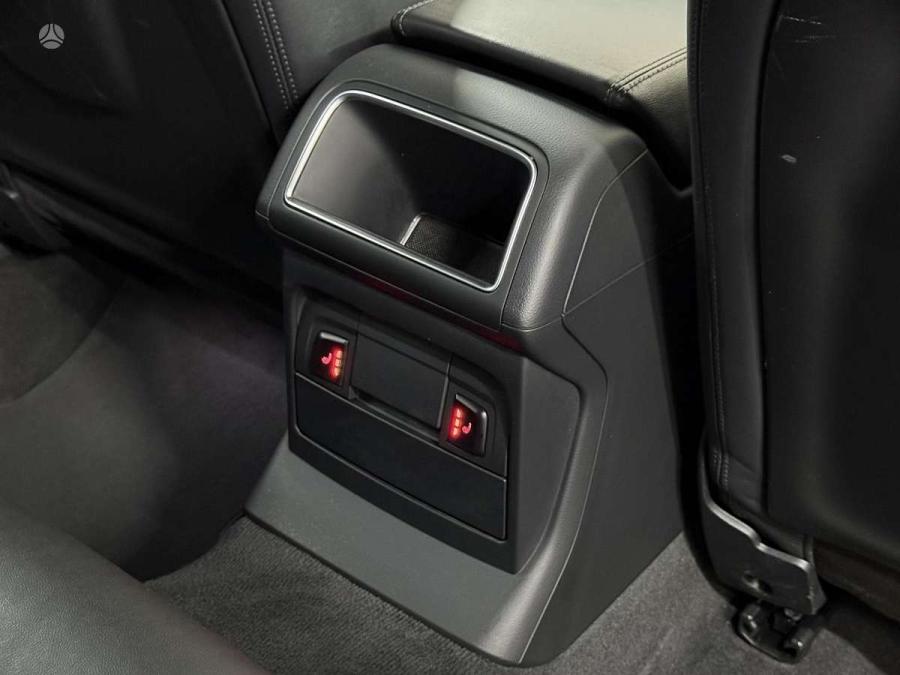 Melns Audi SQ5 2015 Marijampole, ar dzinēja tilpumu 2.97 L un nobraukumu 249 tūkst. km par 13500 €, foto 21 vietnē AUTOMOTO.COM.LV