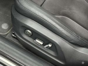 Melns Audi SQ5 2015 Marijampole, ar dzinēja tilpumu 2.97 L un nobraukumu 249 tūkst. km par 13500 €, foto 23 vietnē AUTOMOTO.COM.LV