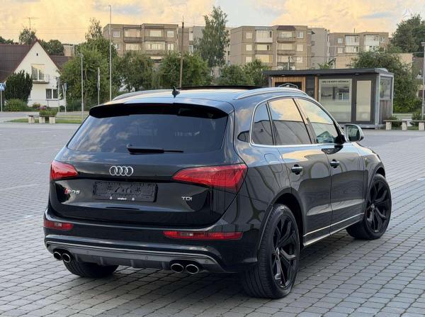 Black Audi SQ5 2015 in Raseiniai, with an engine capacity of 2.97 L and mileage of 210 thousand km for 15250 €, photo 7 on AUTOMOTO.COM.LV