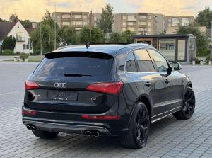 Black Audi SQ5 2015 in Raseiniai, with an engine capacity of 2.97 L and mileage of 210 thousand km for 15250 €, photo 7 on AUTOMOTO.COM.LV