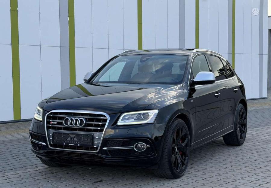 Black Audi SQ5 2015 in Raseiniai, with an engine capacity of 2.97 L and mileage of 210 thousand km for 15250 €, photo 8 on AUTOMOTO.COM.LV