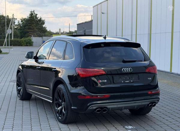 Black Audi SQ5 2015 in Raseiniai, with an engine capacity of 2.97 L and mileage of 210 thousand km for 15250 €, photo 10 on AUTOMOTO.COM.LV