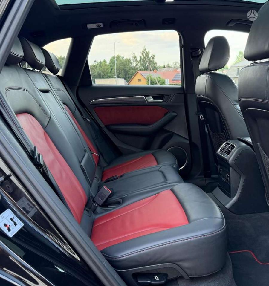 Black Audi SQ5 2015 in Raseiniai, with an engine capacity of 2.97 L and mileage of 210 thousand km for 15250 €, photo 21 on AUTOMOTO.COM.LV
