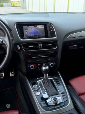 Black Audi SQ5 2015 in Raseiniai, with an engine capacity of 2.97 L and mileage of 210 thousand km for 15250 €, photo 22 on AUTOMOTO.COM.LV