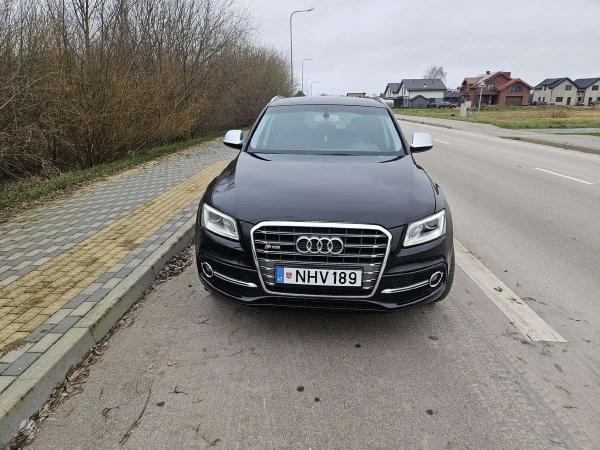 Black Audi SQ5 2016 in Palanga, with an engine capacity of 3.00 L and mileage of 139 thousand km for 20900 €, photo 1 on AUTOMOTO.COM.LV